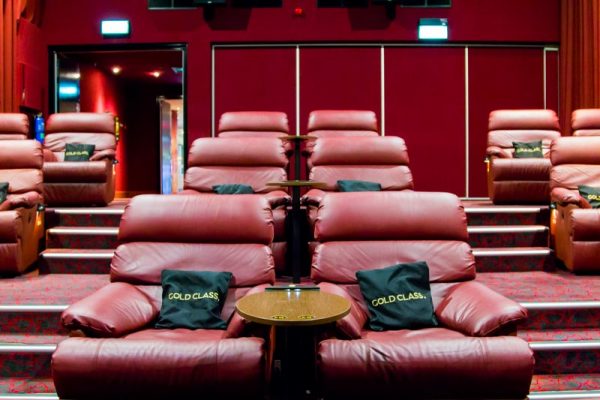 A Comparison Of 6 Premium Cinemas In Singapore