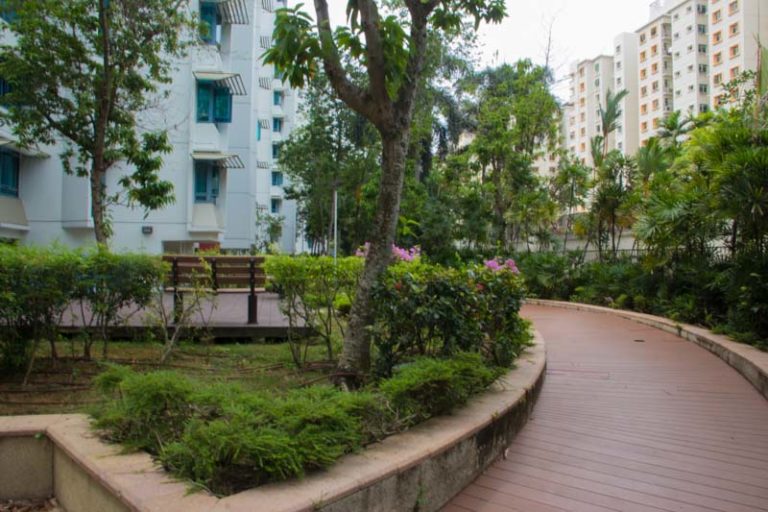 10 Hidden HDB Rooftop Gardens In Singapore - More Than Just Greenery